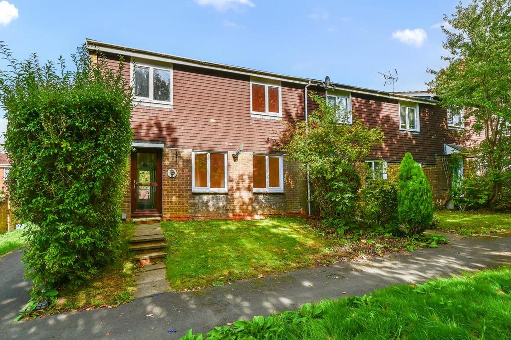 Rubens Close, Basingstoke RG21 4 bed end of terrace house - £350,000