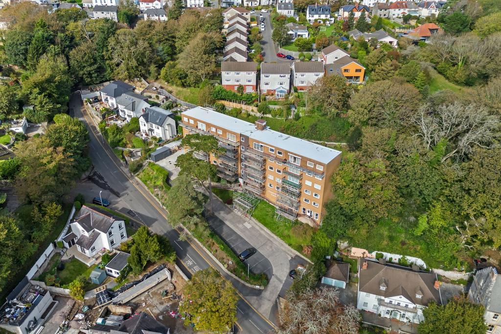 Newton Road, Swansea SA3 3 bed flat for sale - £300,000