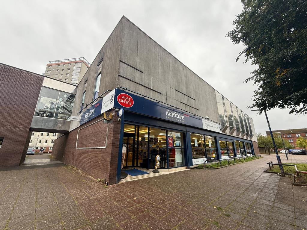Dunn Street, Clydebank G81 Retail property (high street) to rent