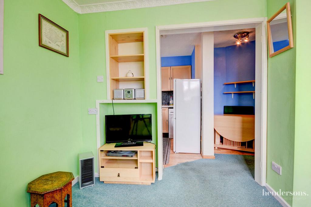 Whitby YO22 Studio for sale - £75,000