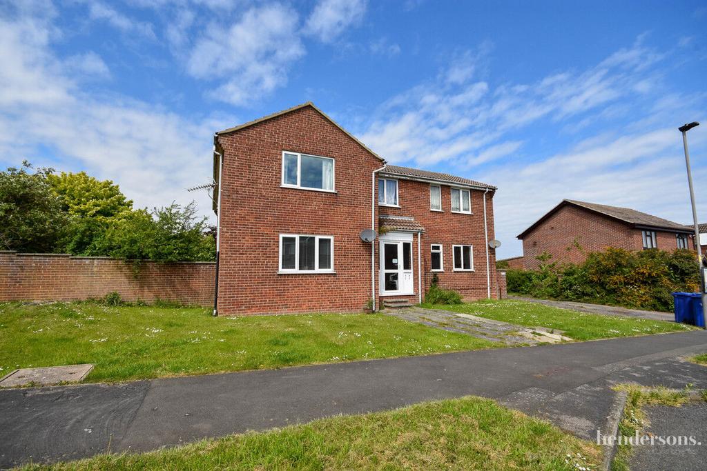 Whitby YO22 Studio for sale - £75,000