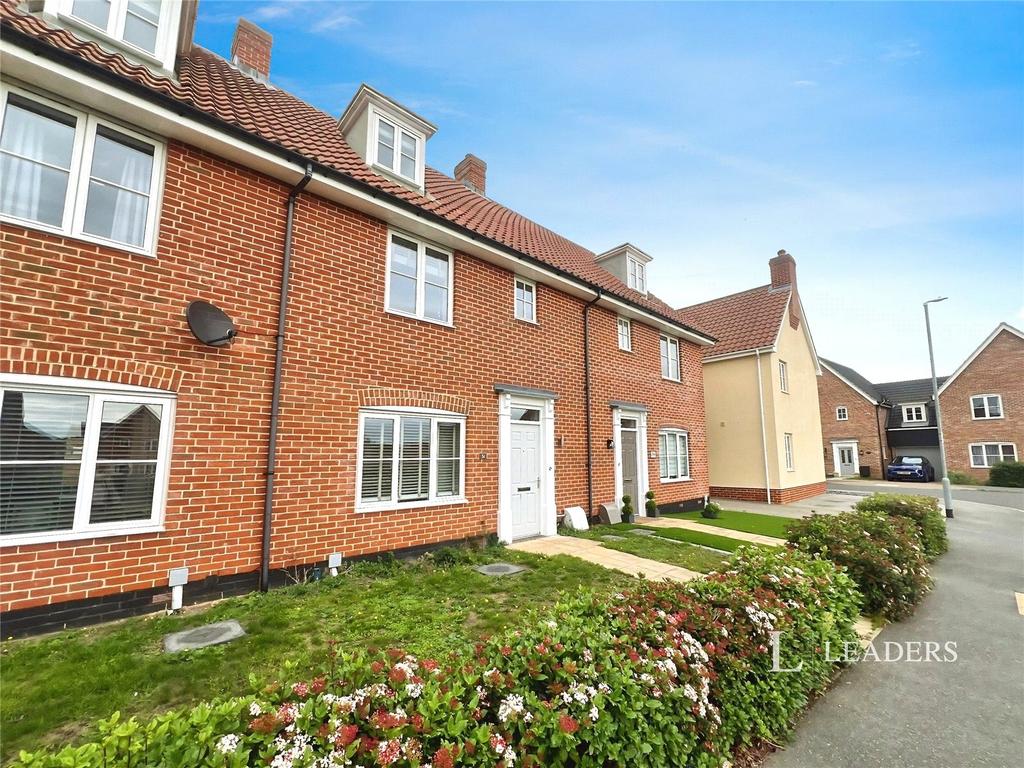 Poppy Way, IP16 3 bed terraced house - £1,475 pcm (£340 pw)