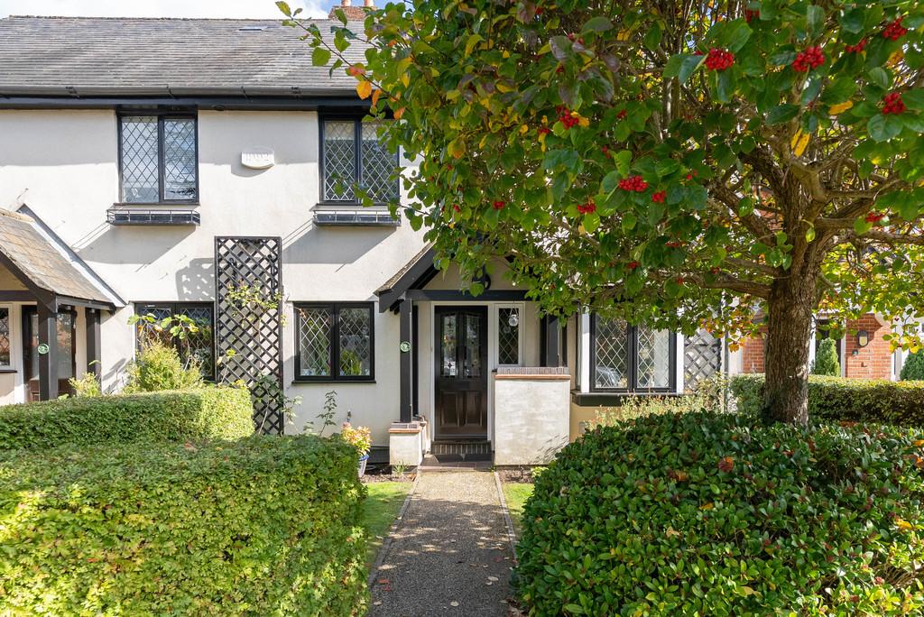 Middle Green, Brockham 4 bed terraced house for sale - £665,000