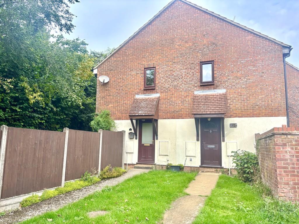 Beane Walk, Stevenage 1 bed end of terrace house - £1,100 pcm (£254 pw)
