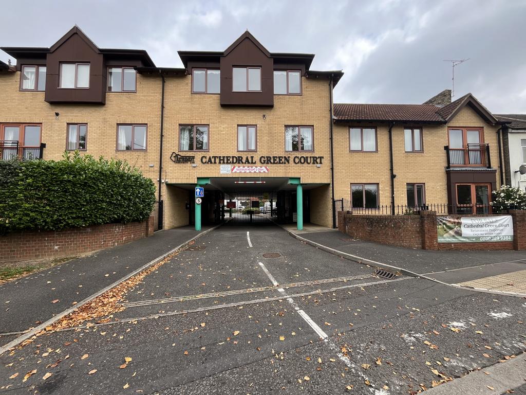 Crawthorne Road, PETERBOROUGH PE1 2 bed flat for sale - £75,000