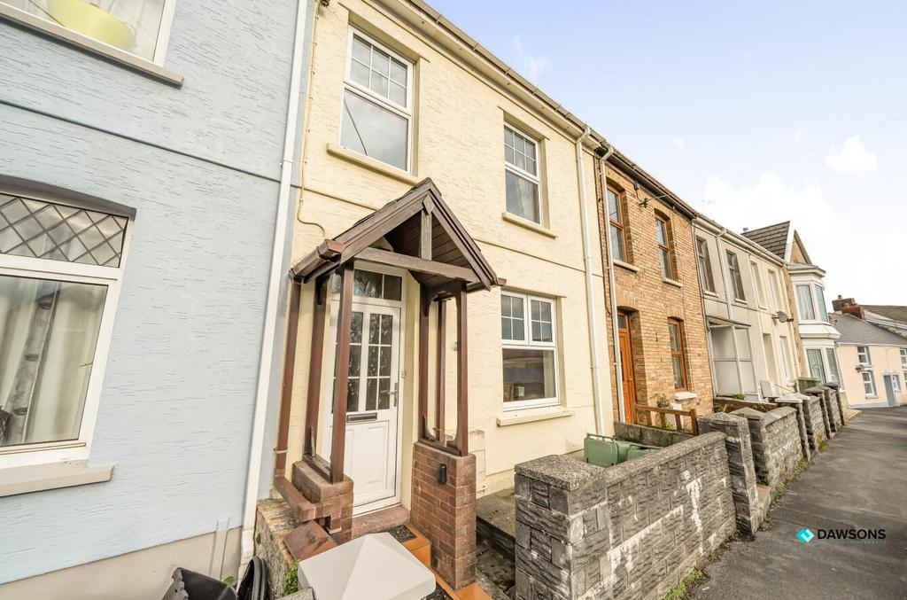 Alstred Street, Kidwelly 3 bed terraced house - £170,000