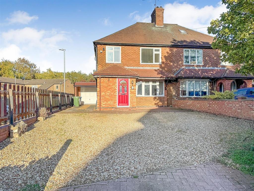 Stocks Lane, Corby NN17 3 bed semi-detached house - £289,950