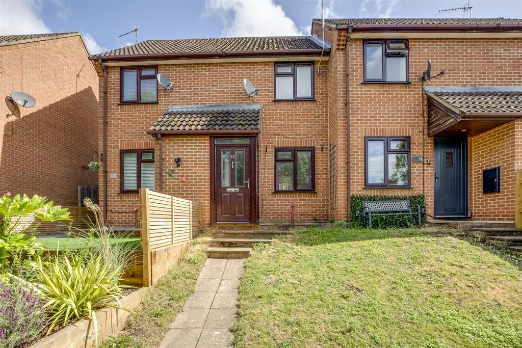 Old Coach Drive, High Wycombe HP11 1 bed terraced house to rent - £ ...