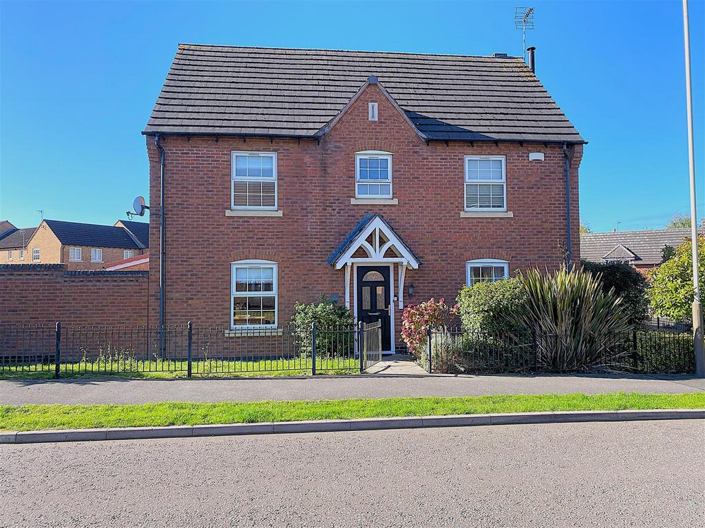 Lady Hay Road, Leicester 4 bed detached house - £415,000