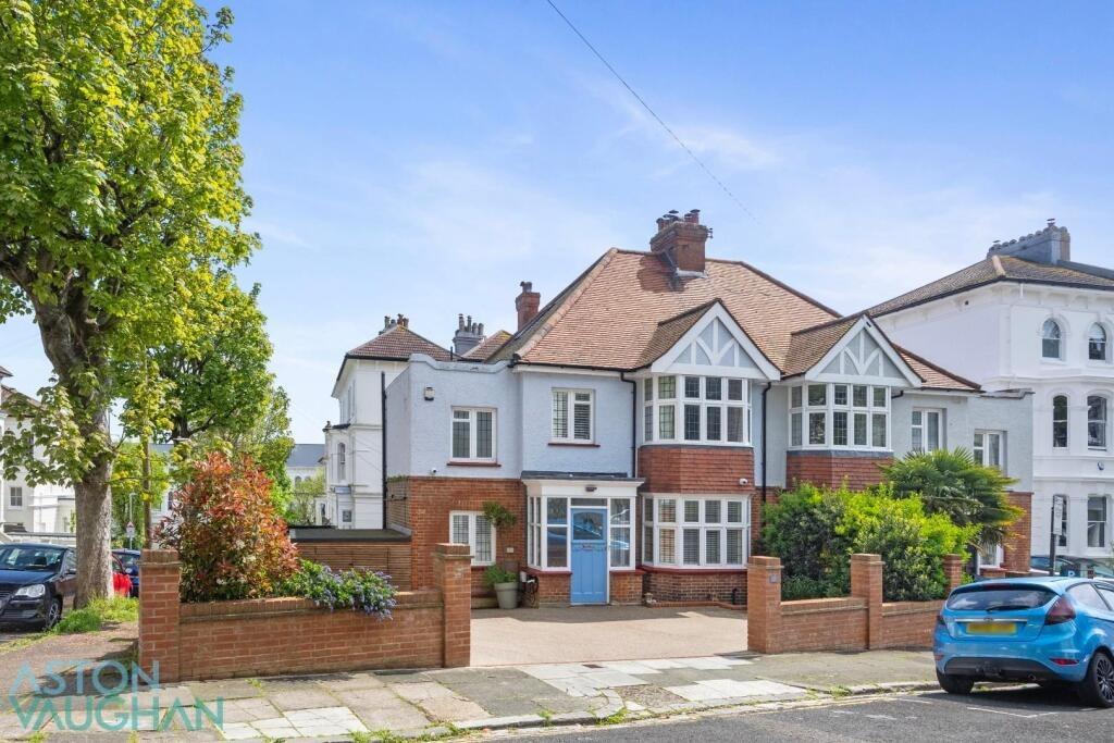 Alexandra Villas, Brighton BN1 5 bed semi-detached house - £1,500,000