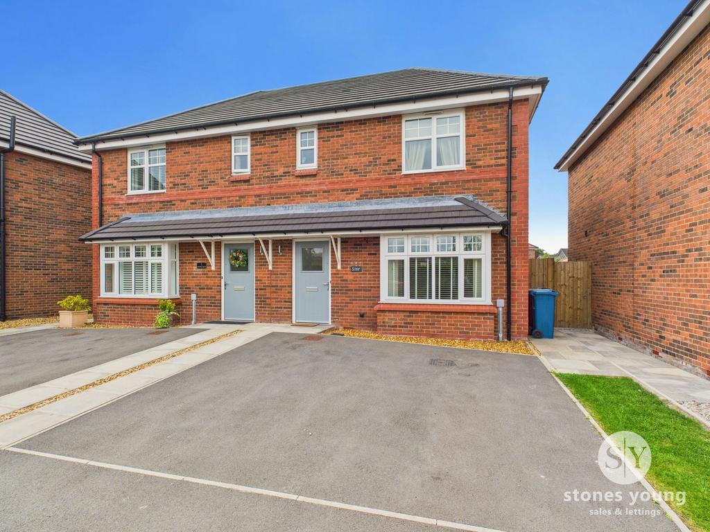 Fennel Gate, Whalley, BB7 3 bed semi-detached house for sale - £150,000