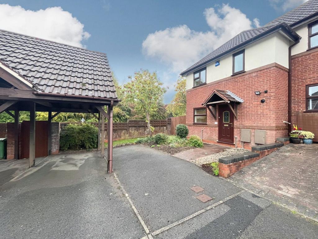 Pearce Close, Dudley DY1 3 bed semi-detached house - £190,000