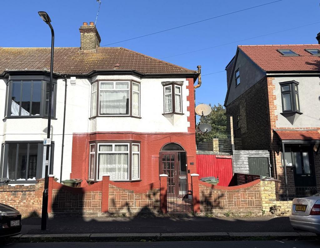 79 Farmilo Road, Walthamstow, E17 8JN 3 bed end of terrace house for ...