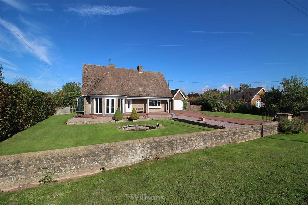 Main Road, Wrangle, Boston 3 bed detached bungalow for sale - £300,000