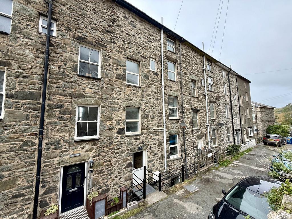 2 Glasfor Terrace, Barmouth LL42 1PF 9 bed terraced house for sale - £ ...