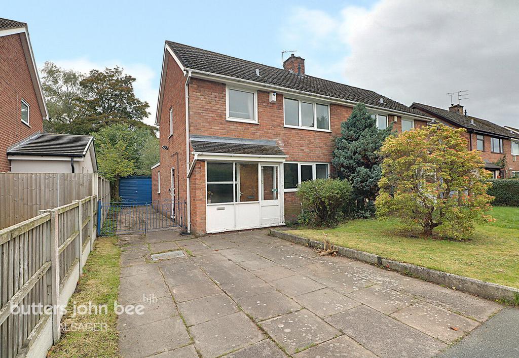 College Road, Alsager 4 bed semi-detached house - £200,000