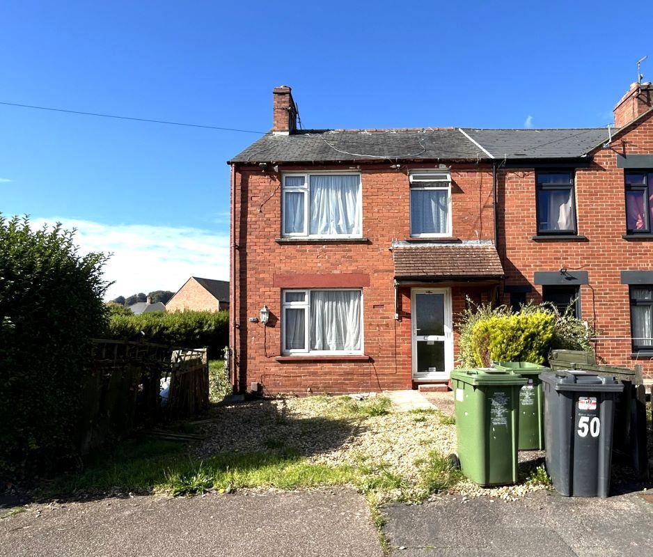 50 Merrivale Road, Exeter, EX4 1PT 3 bed end of terrace house - £95,000