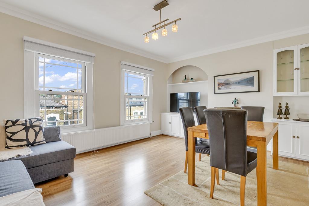 Lilyville Road, London 1 bed flat - £2,150 pcm (£496 pw)