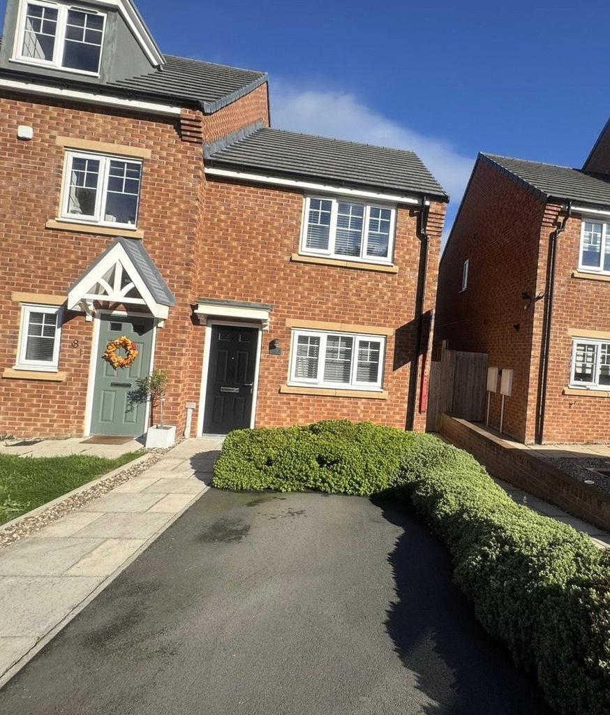 Mulberry Way, Seaham SR7 2 bed semi-detached house - £119,995