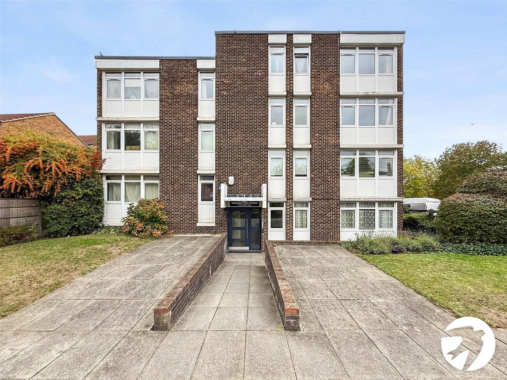 Perry Hill, London, SE6 2 bed flat - £1,500 pcm (£346 pw)