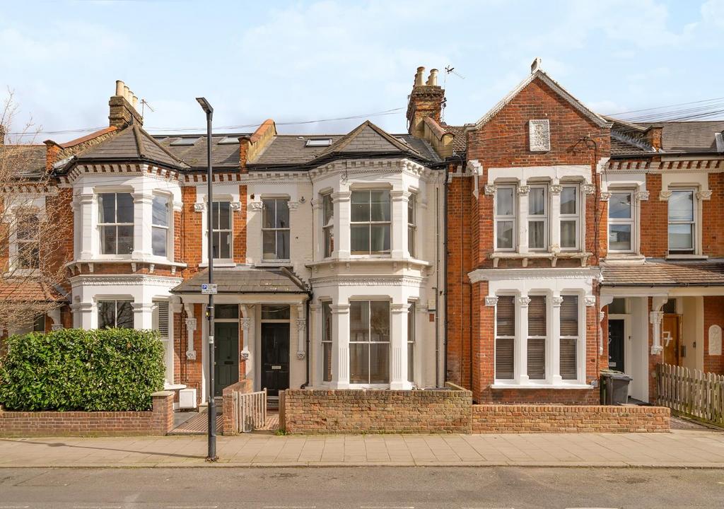 Lyham Road, SW2 2 bed flat - £525,000