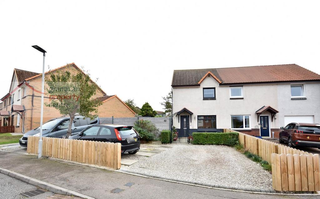 Bishops Court, Lossiemouth, IV31 6TL 2 bed semi-detached house - £157,000