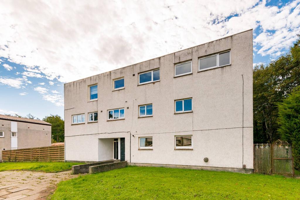 Dreghorn Drive, Edinburgh EH13 3 bed flat for sale - £175,000