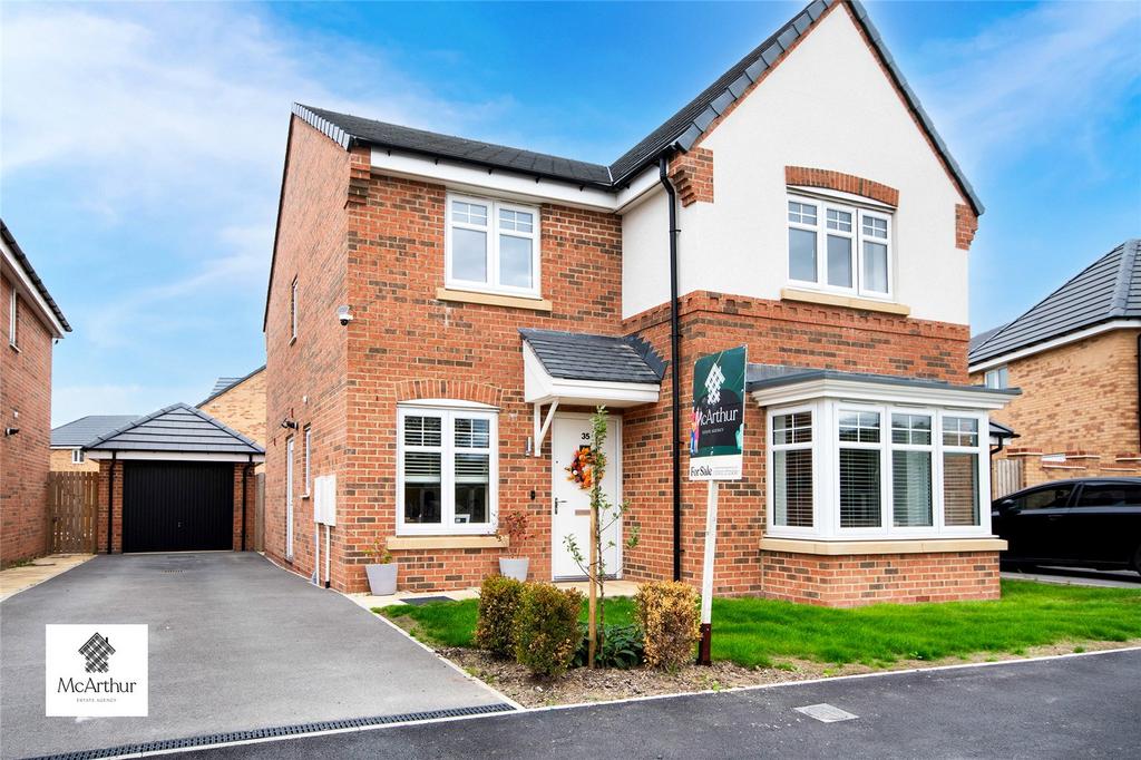 Awsworth Place, Harworth & Bircotes... 4 bed detached house for sale ...
