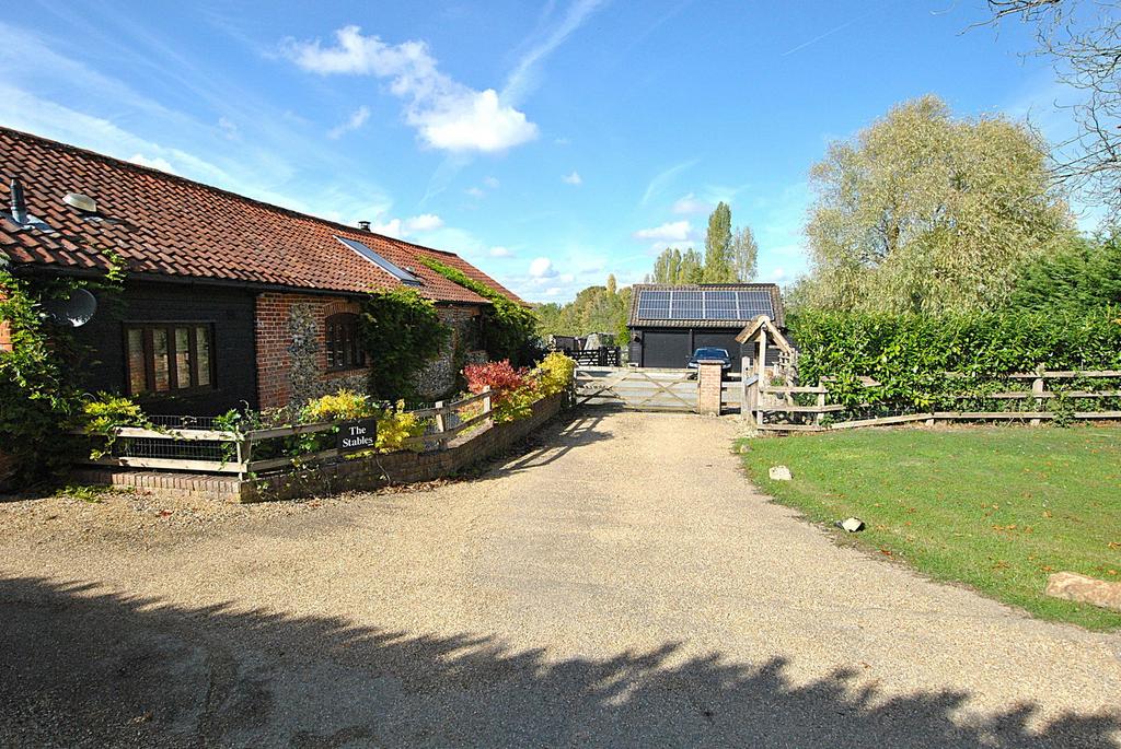 Thurston End, Bury St. Edmunds IP29 2 bed detached house for sale - £ ...