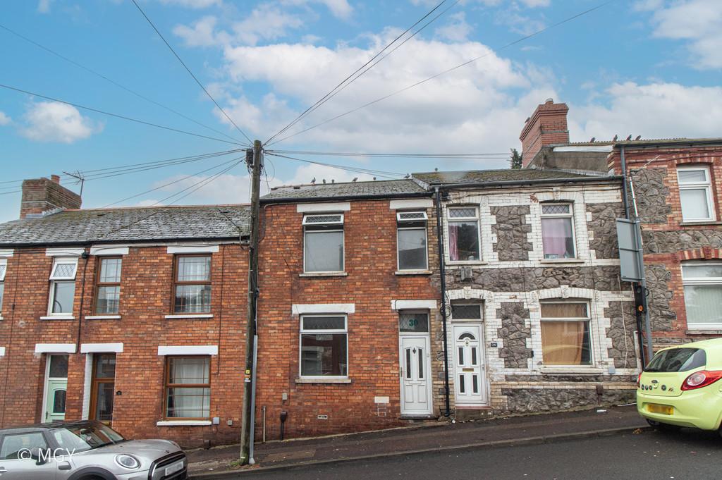 Church Road, Barry CF63 2 bed terraced house - £1,050 pcm (£242 pw)