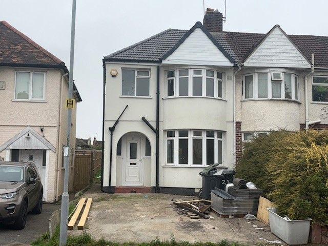 River Way, Luton 3 bed semi-detached house - £1,650 pcm (£381 pw)
