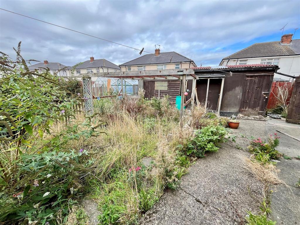 Clare Grove, Hull 3 bed semi-detached house for sale - £89,500