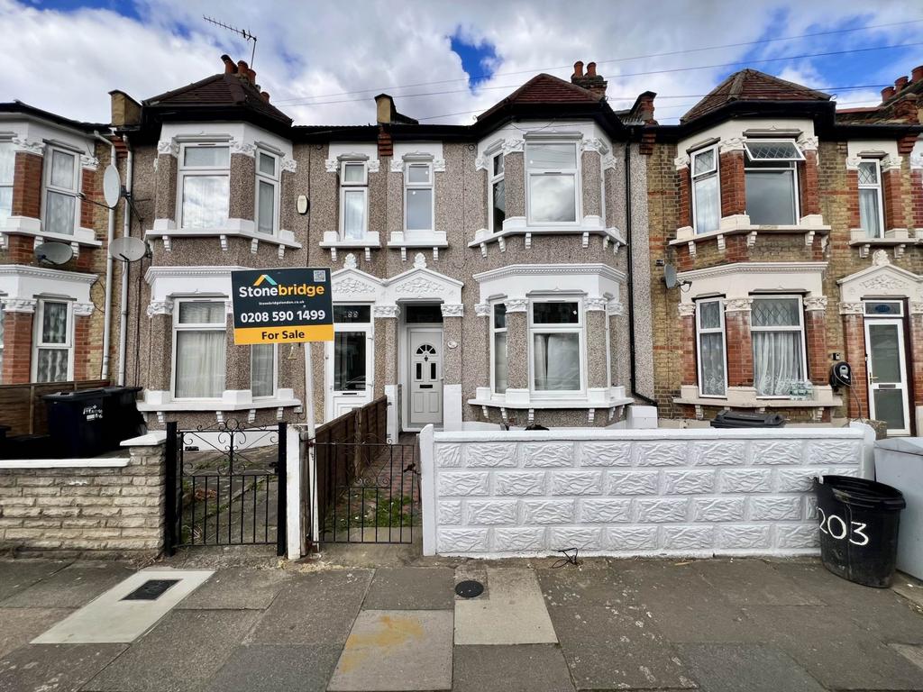 Henley Road, Ilford, IG1 3 bed terraced house - £2,650 pcm (£612 pw)
