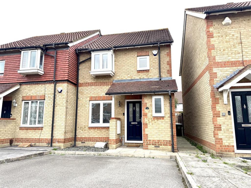 Austen Road, Erith DA8 3 bed semi-detached house - £425,000