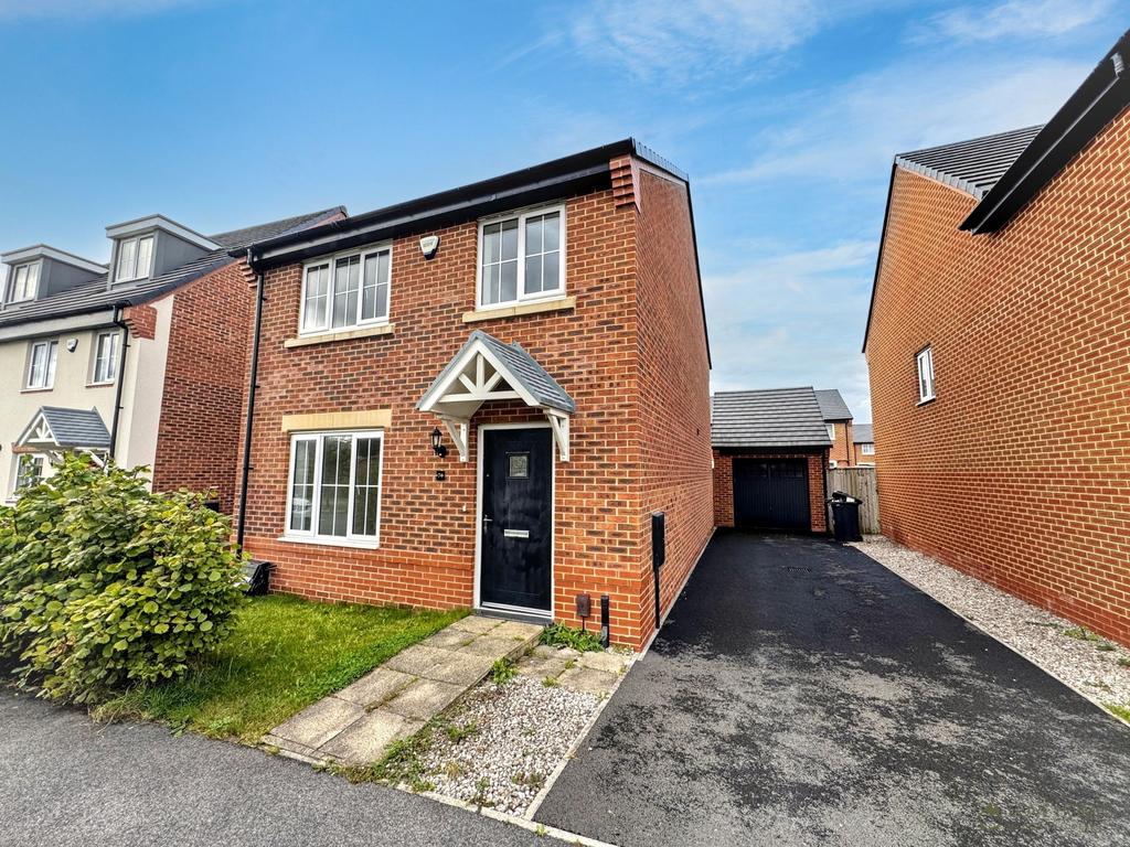Tyneham Way, Cottam, Preston 4 bed detached house to rent - £1,300 pcm ...
