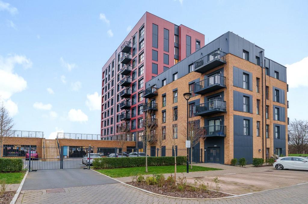 Meridian Way, Southampton SO14 1 bed flat - £1,150 pcm (£265 pw)