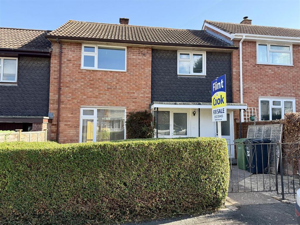 Merestone Road, Hereford 3 bed terraced house - £1,100 pcm (£254 pw)