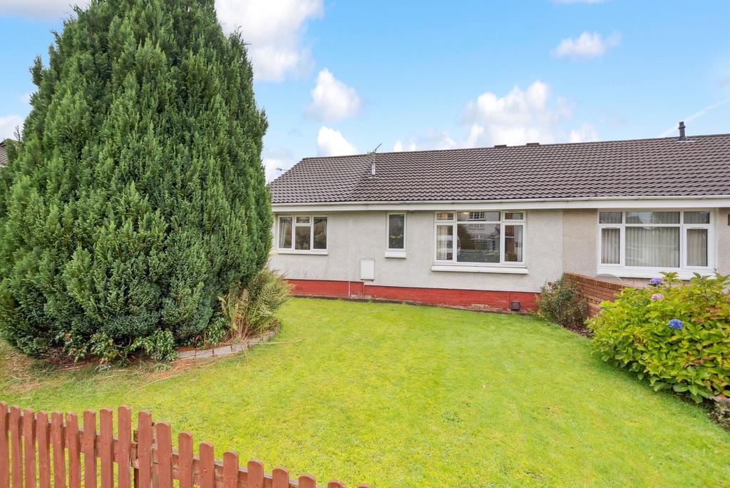 Colwood Avenue, Glasgow, G53 2 bed semi-detached bungalow - £165,000