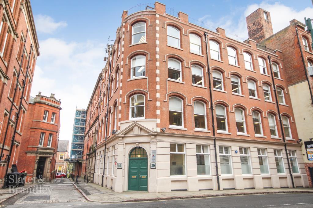 Mills Building, Plumptre Place... 1 bed apartment - £950 pcm (£219 pw)