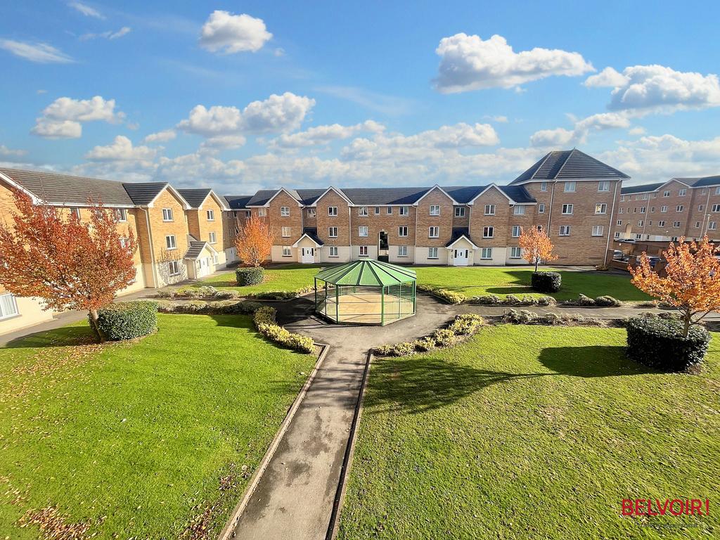 Lloyd Close, Cheltenham GL51 2 bed apartment - £1,100 pcm (£254 pw)