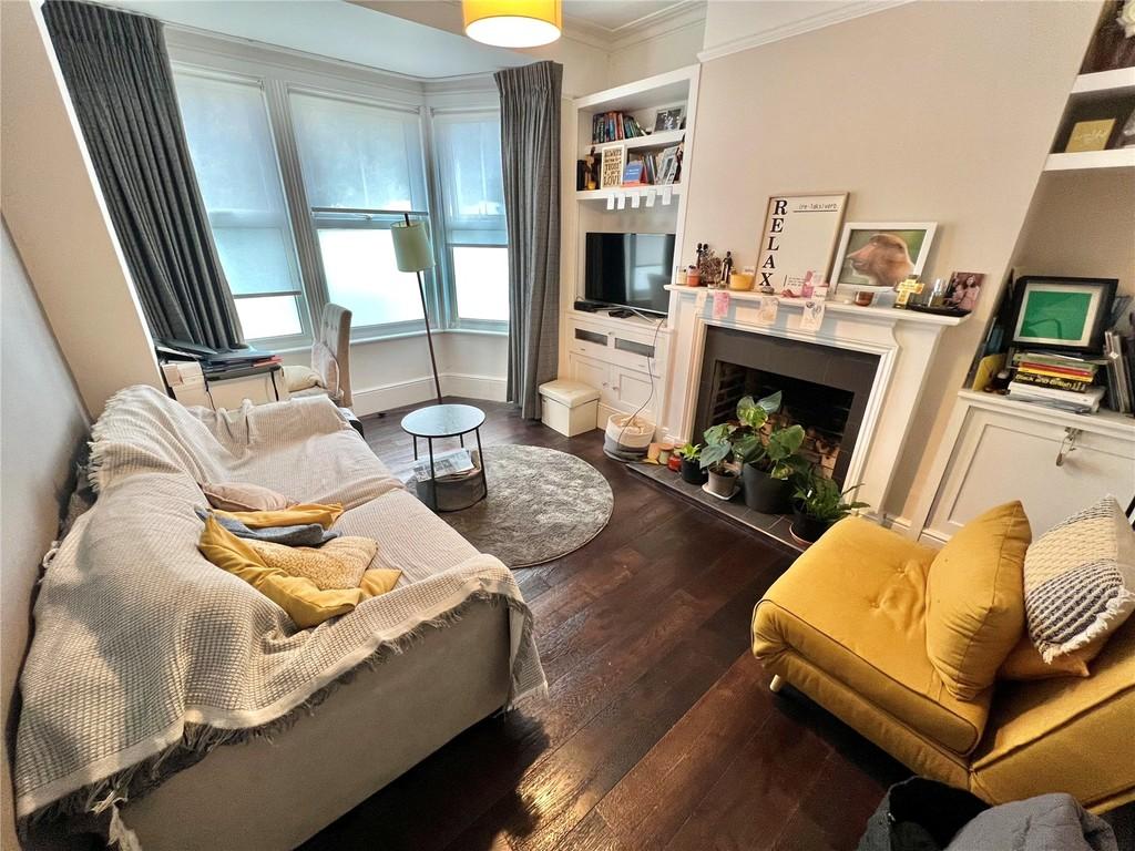 Barrowell Green, Winchmore Hill N21 2 bed terraced house - £2,250 pcm ...