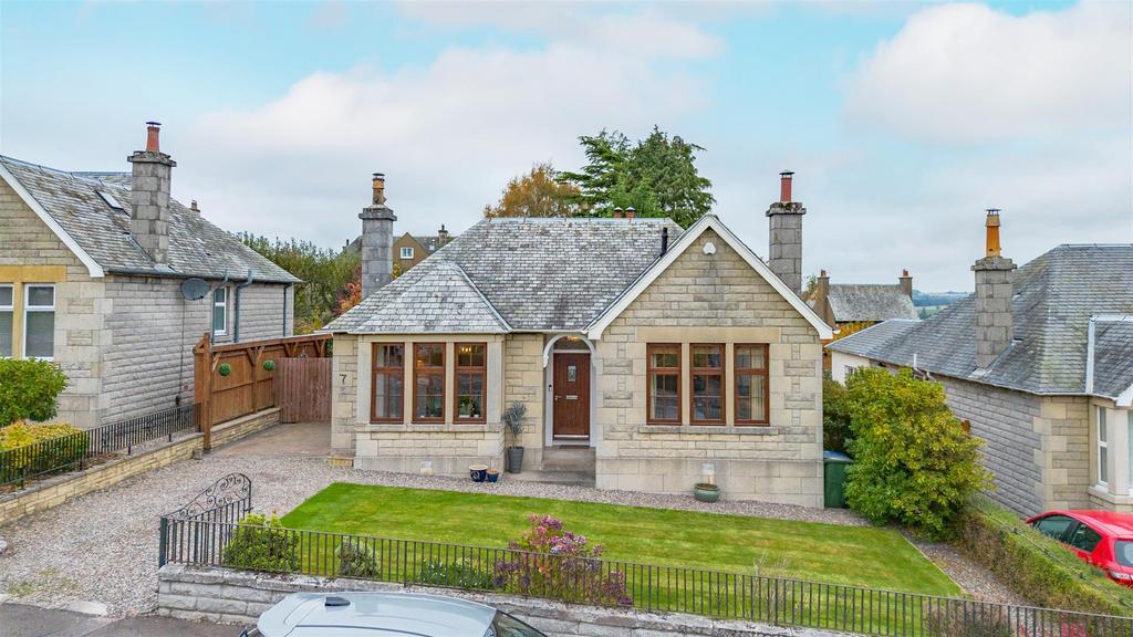 Fraser Terrace, Perth 3 bed house - £328,500