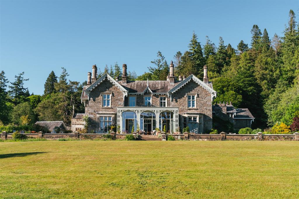 1 Wansfell Holme, Windermere 4 bed link detached house for sale - £ ...