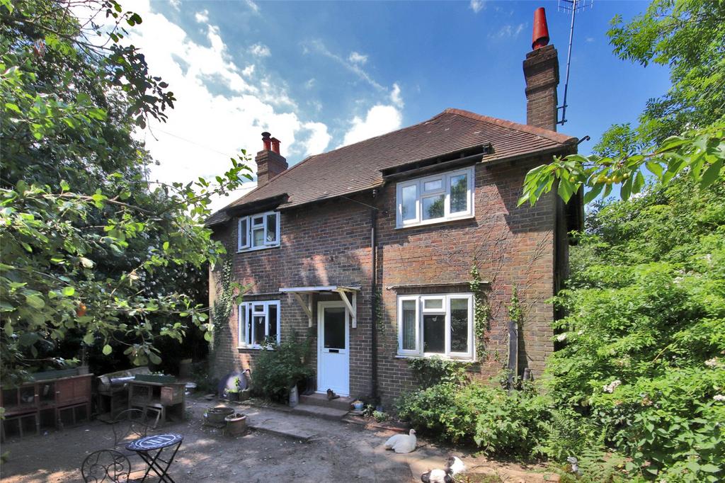 Holtye Road, East Grinstead, West... 3 bed detached house for sale - £ ...