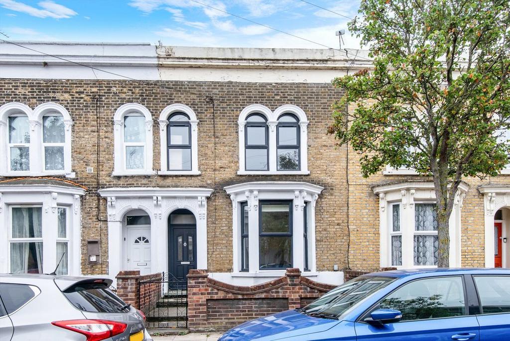 Dunlace Road, London E5 4 bed house - £4,199 pcm (£969 pw)
