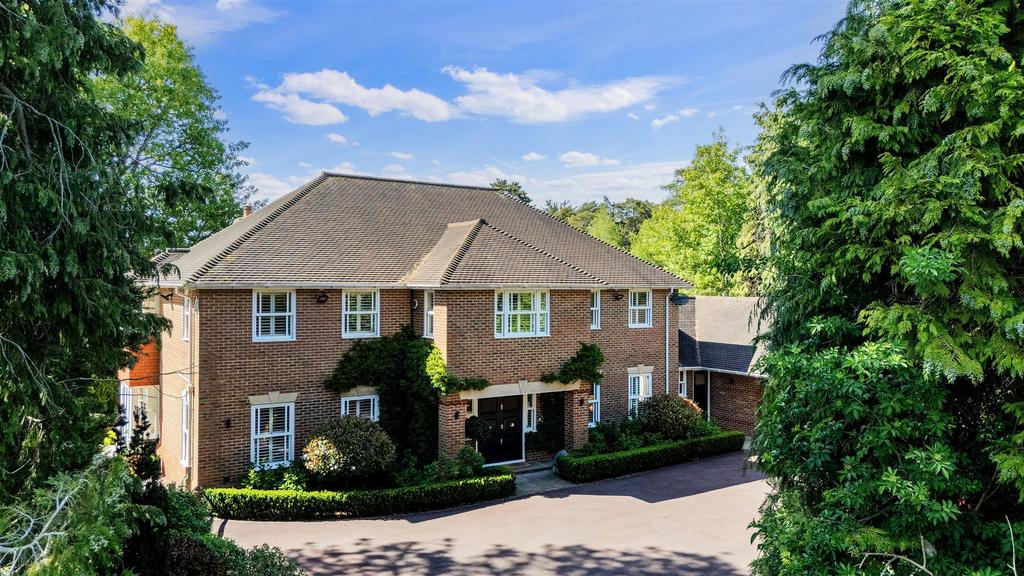 Furze Hill, Kingswood, Tadworth 5 bed detached house for sale - £2,500,000