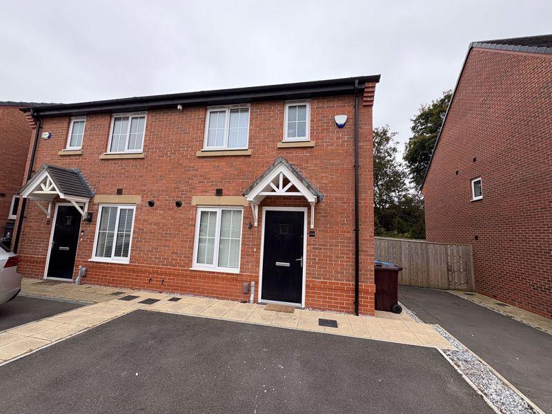 Stratford Drive, Prescot 3 bed semi-detached house - £1,050 pcm (£242 pw)