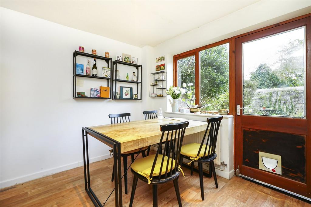 Webbs Close, Wolvercote, Oxford, OX2 2 bed semi-detached house - £1,600 ...