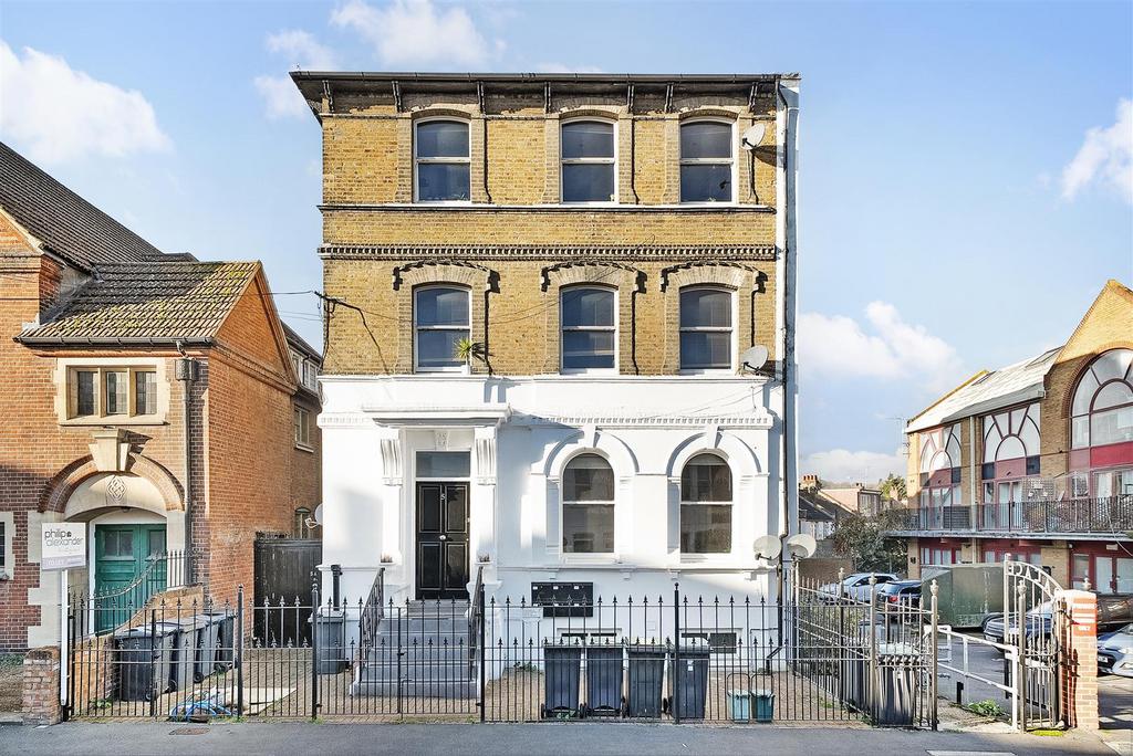 The Campsbourne, London N8 2 bed flat - £1,725 pcm (£398 pw)