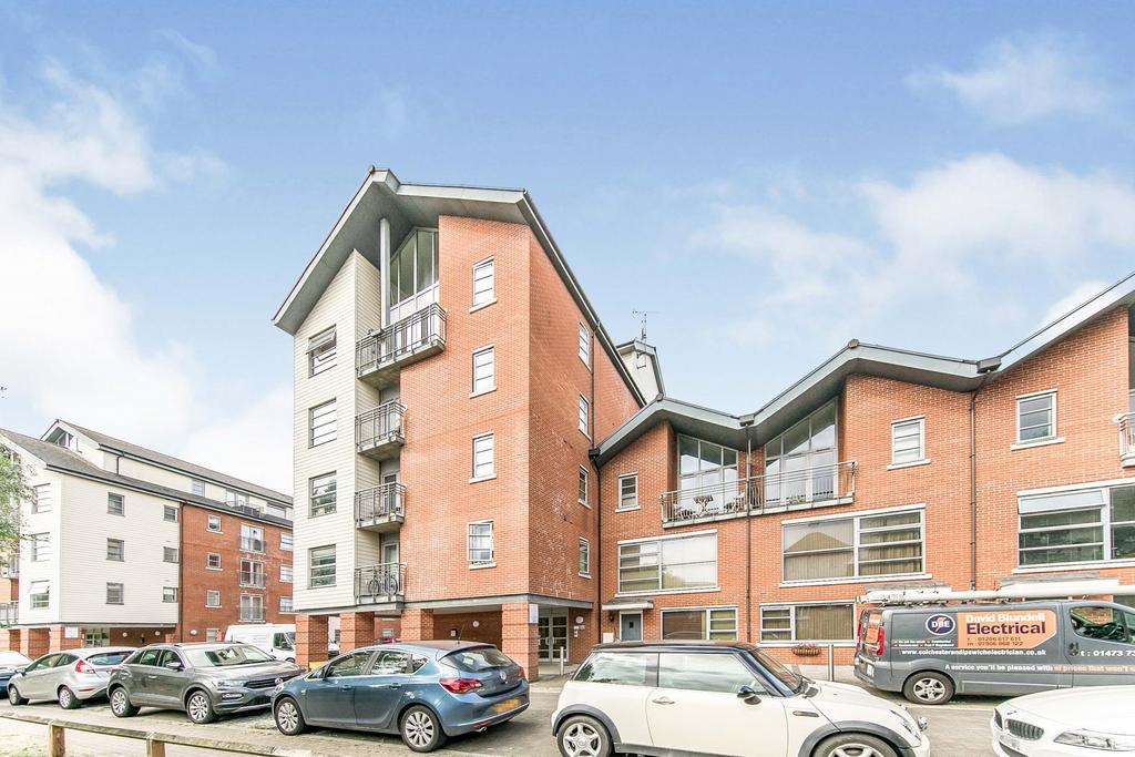 Rotary Way, Colchester, CO3 2 bed flat - £1,100 pcm (£254 pw)